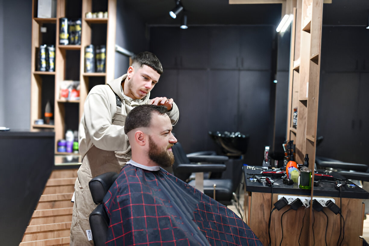 How to Ask Your Barber for A Perfect Fade?